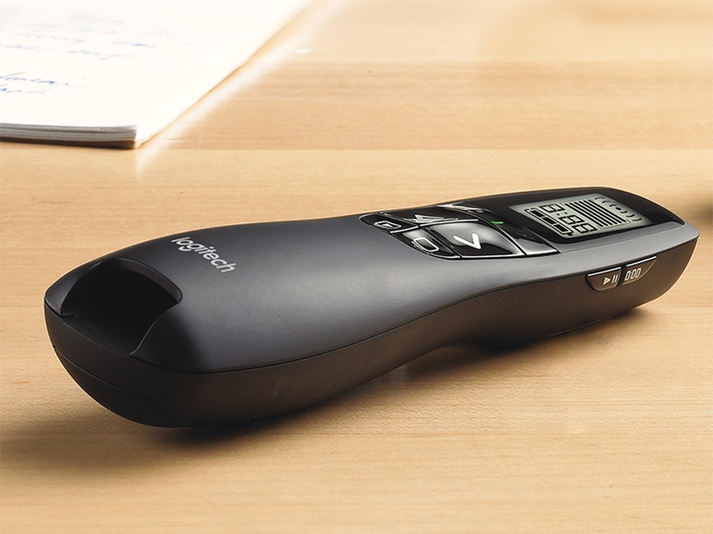 Logitech R800 Pro Presentation Remote with LCD Display - Input Devices ...