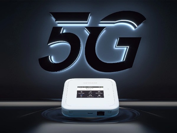 Netgear Nighthawk M6 5G WiFi 6 Mobile Hotspot Router [MR6110-111AUS]